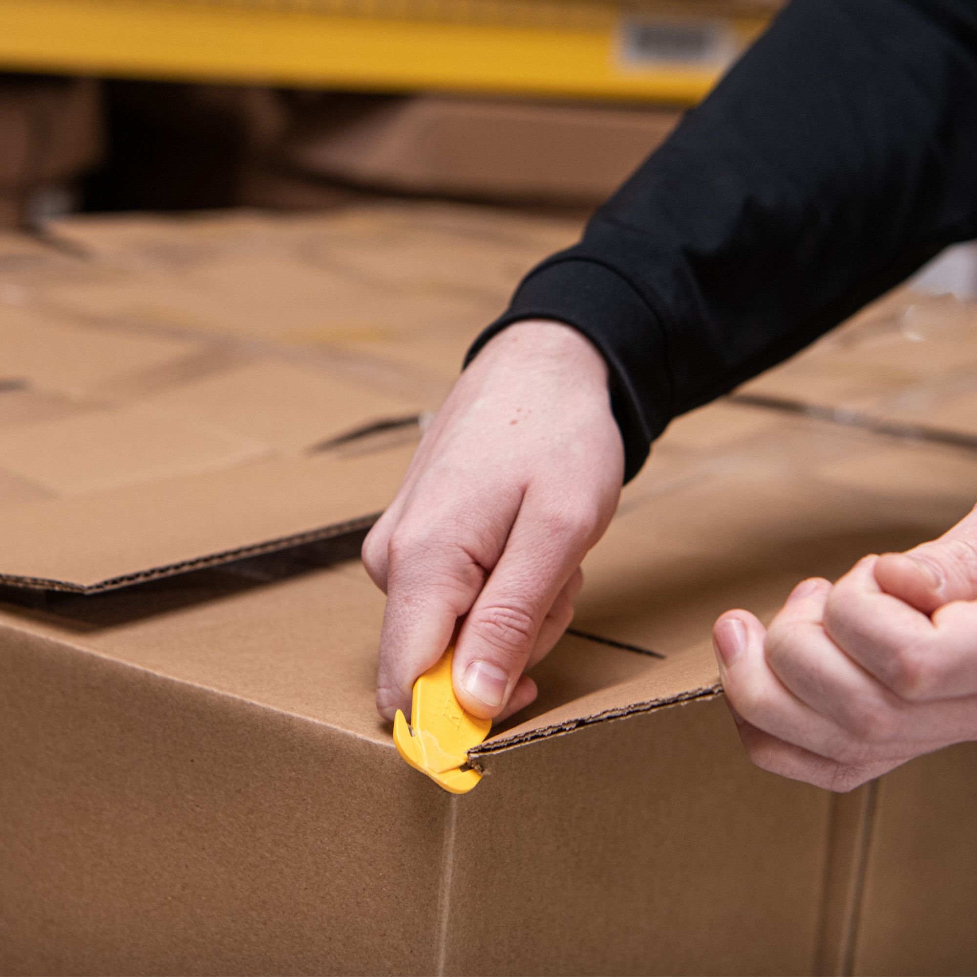 KLEVER Safety Cutter: 4 5/8 in Overall Lg, Contoured Handle, Textured ...