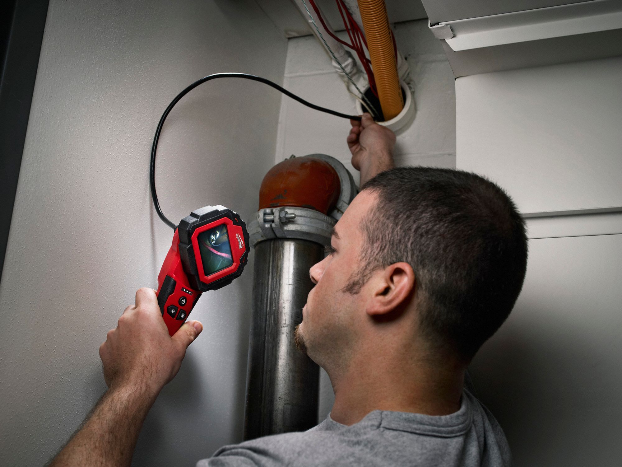 MILWAUKEE Video Borescope: 640 x 480 Px Res., 5cm Observation Dp, 2.7 ...