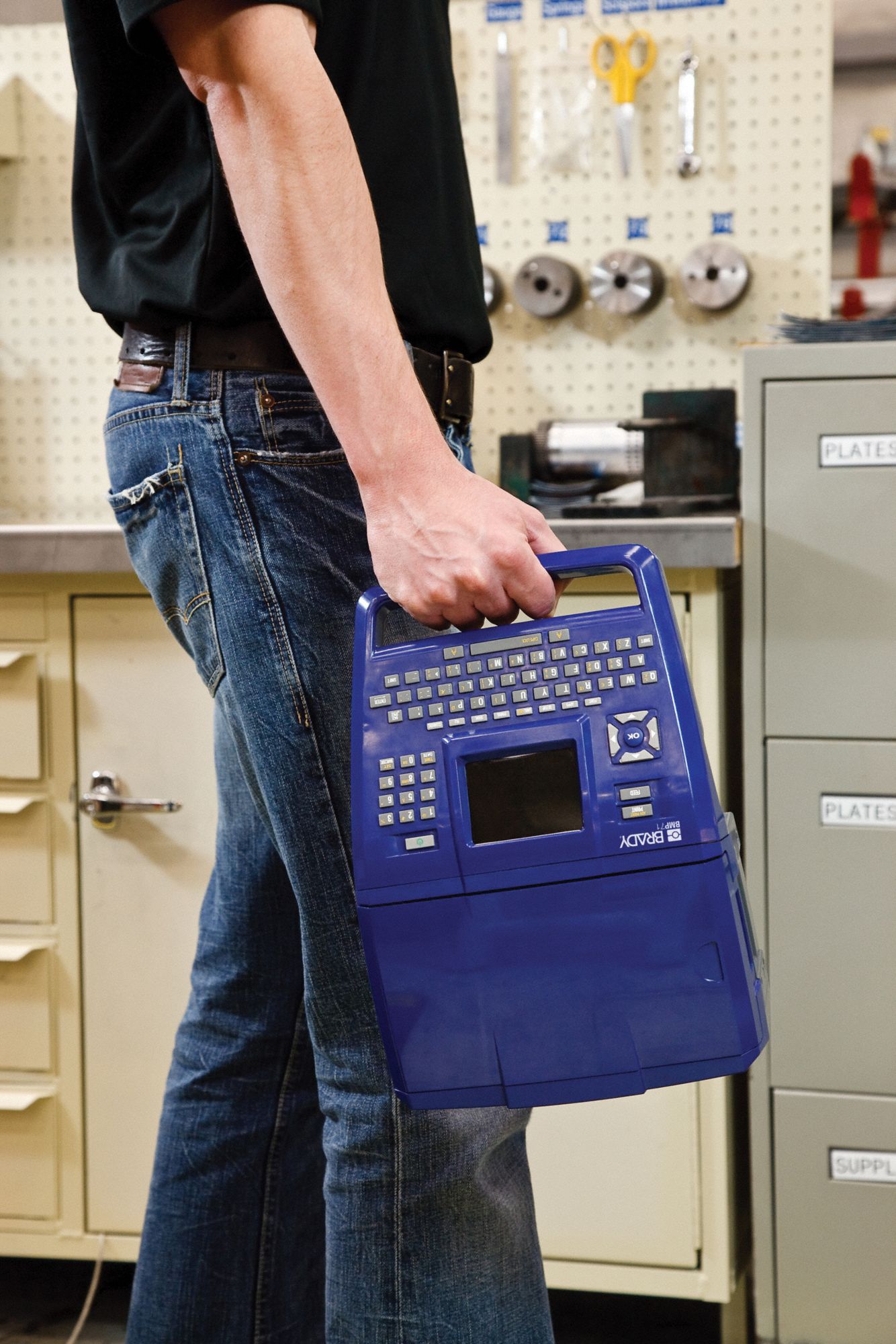 BRADY Portable Label Printer Kit, BMP71, 2inTape - 14A407|BMP71-360-KIT ...