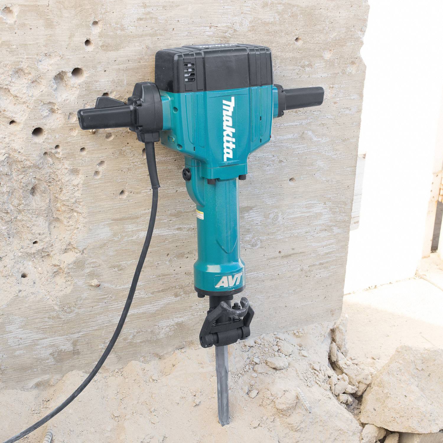 MAKITA Breaker Hammer Kit: Corded, T-Handle, 1 1/8 in Hex, 46.5 ft-lbf ...
