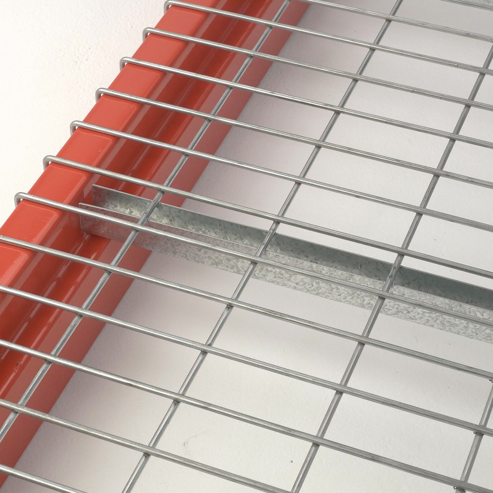 NASHVILLE WIRE Pallet Rack Decking: 46 in x 36 in, Waterfall, Std Wire ...