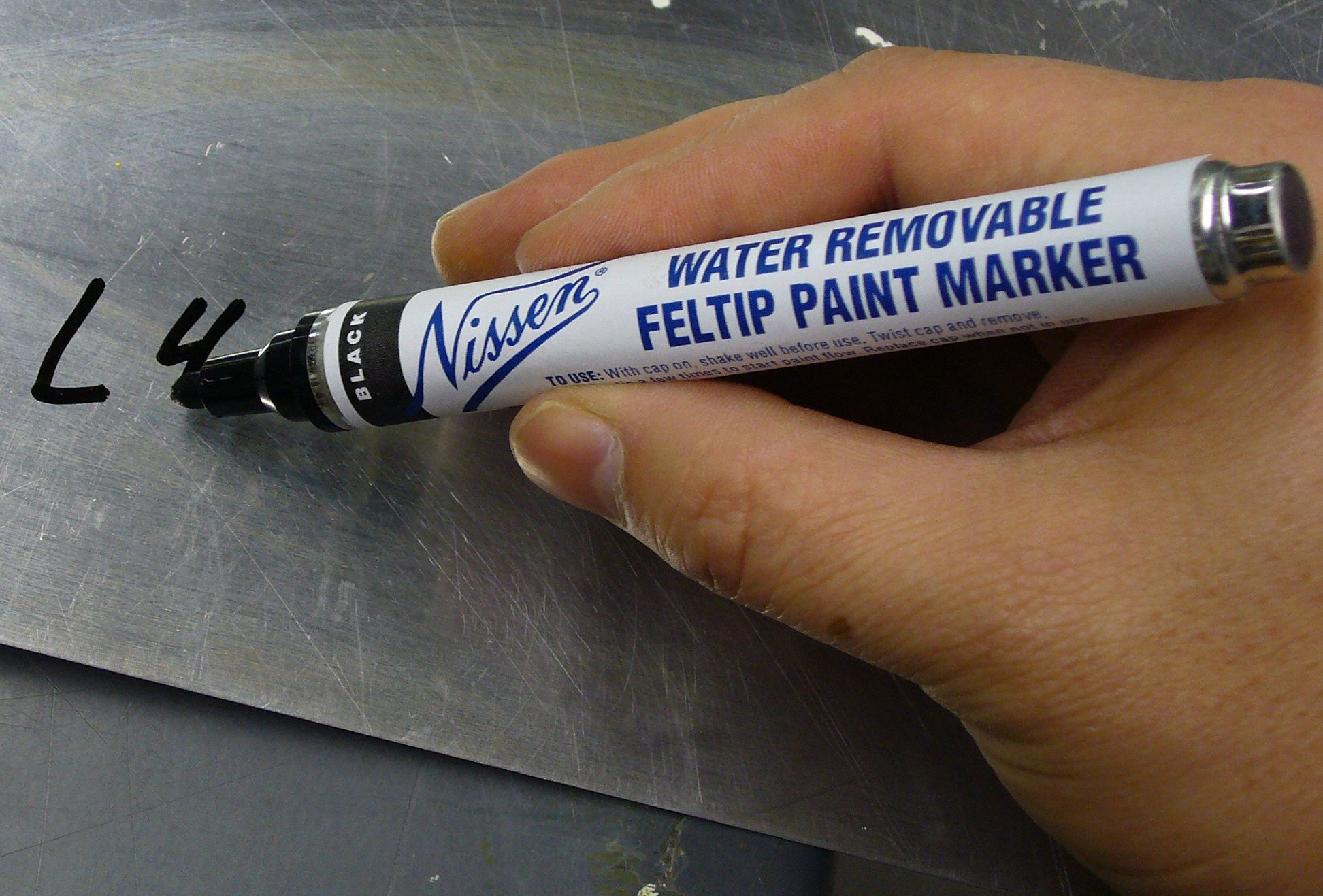 NISSEN Removable Paint Marker, Paint-Based, Blacks Color Family, Medium ...