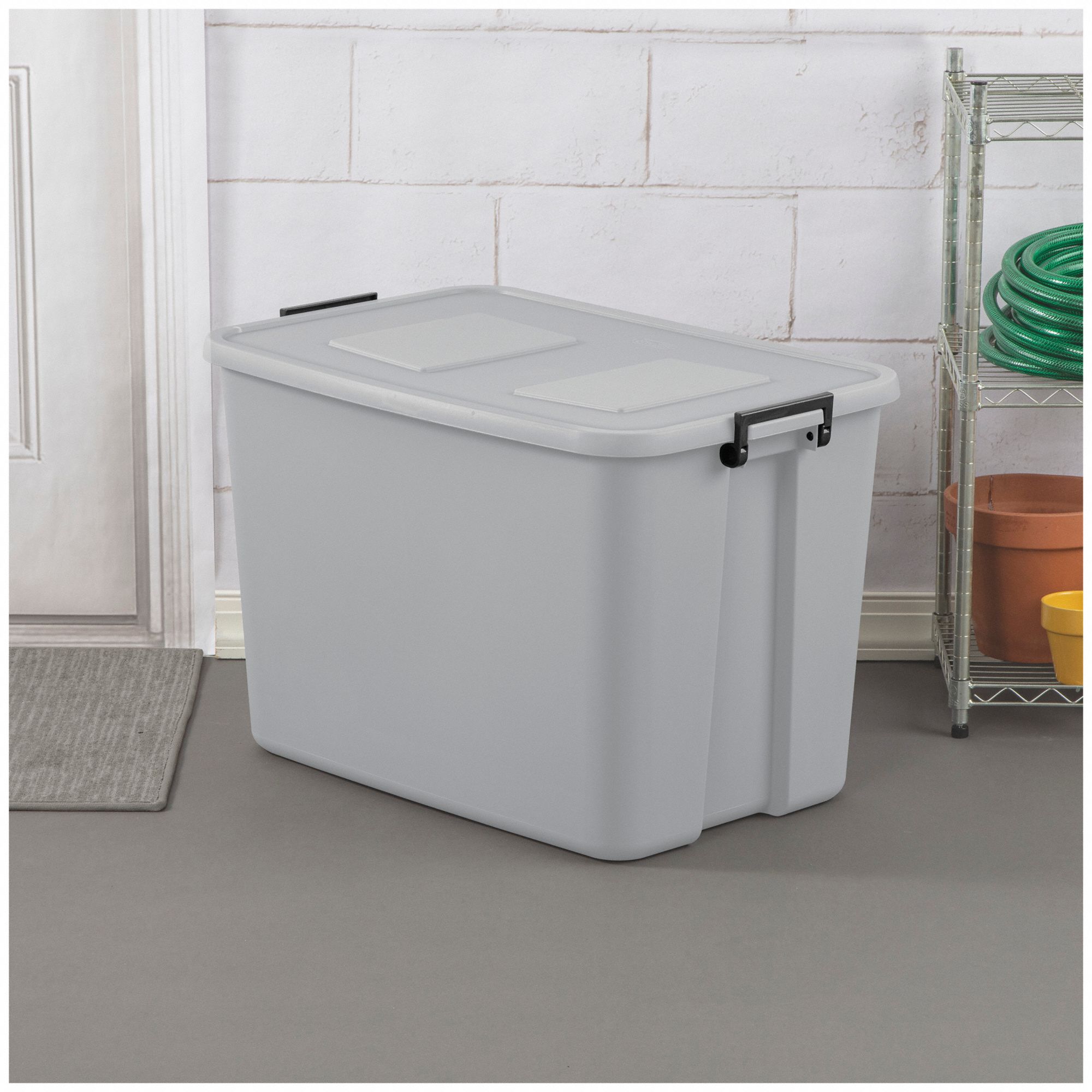 STERILITE Storage Tote: 32 gal, 28 7/8 in x 19 in x 19 in, Gray Body ...