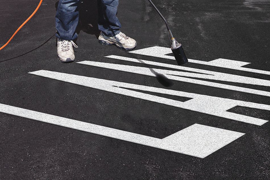 RAE Preformed Thermoplastic Pavement Markings: Lane, White, 8 ft Lg, 6 ...