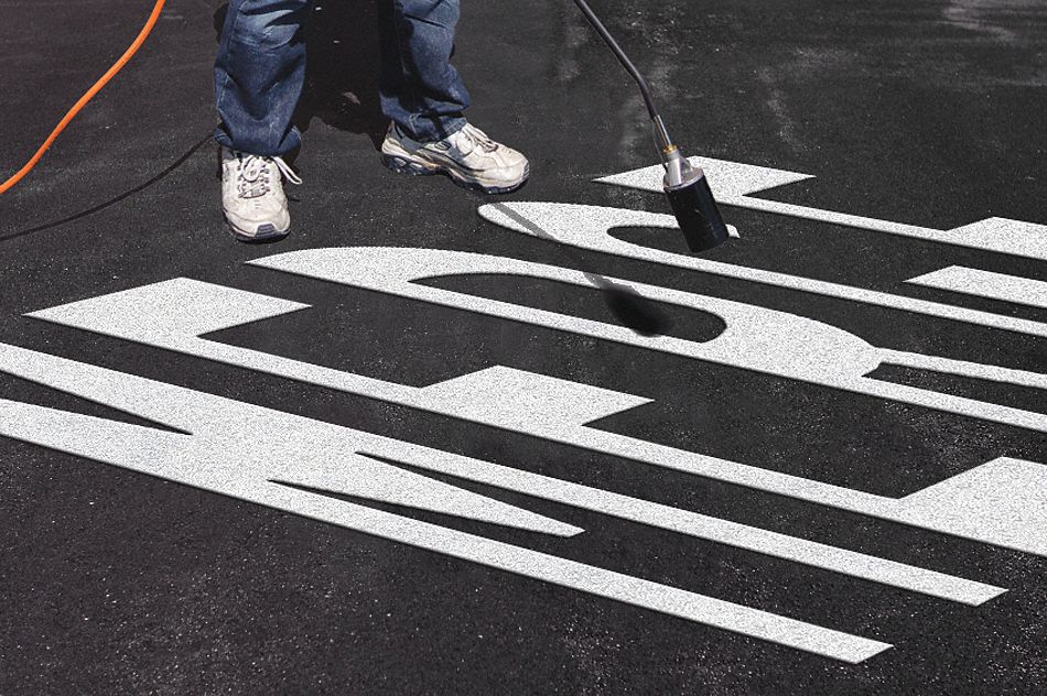 RAE Preformed Thermoplastic Pavement Markings: Merge, White, 8 ft Lg, 7 ...