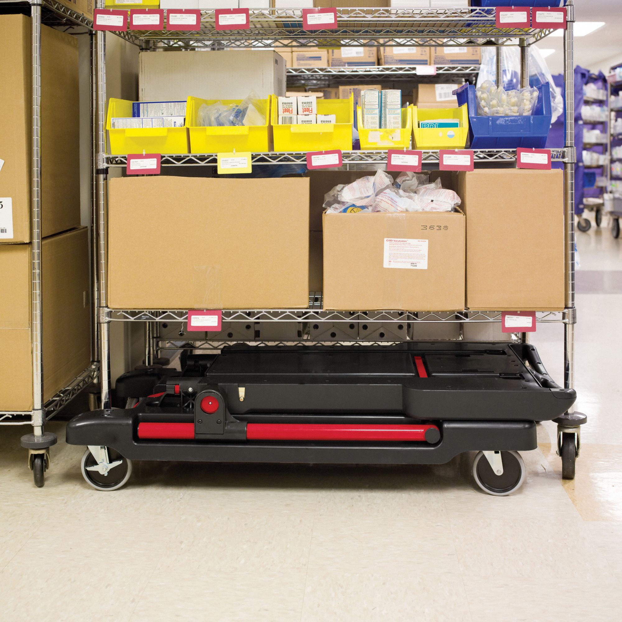 RUBBERMAID COMMERCIAL PRODUCTS Convertible Utility Cart with Flush ...