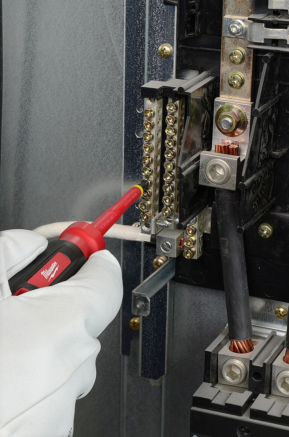 MILWAUKEE Tether Ready Insulated Screwdriver Set, ECX, Phillips ...