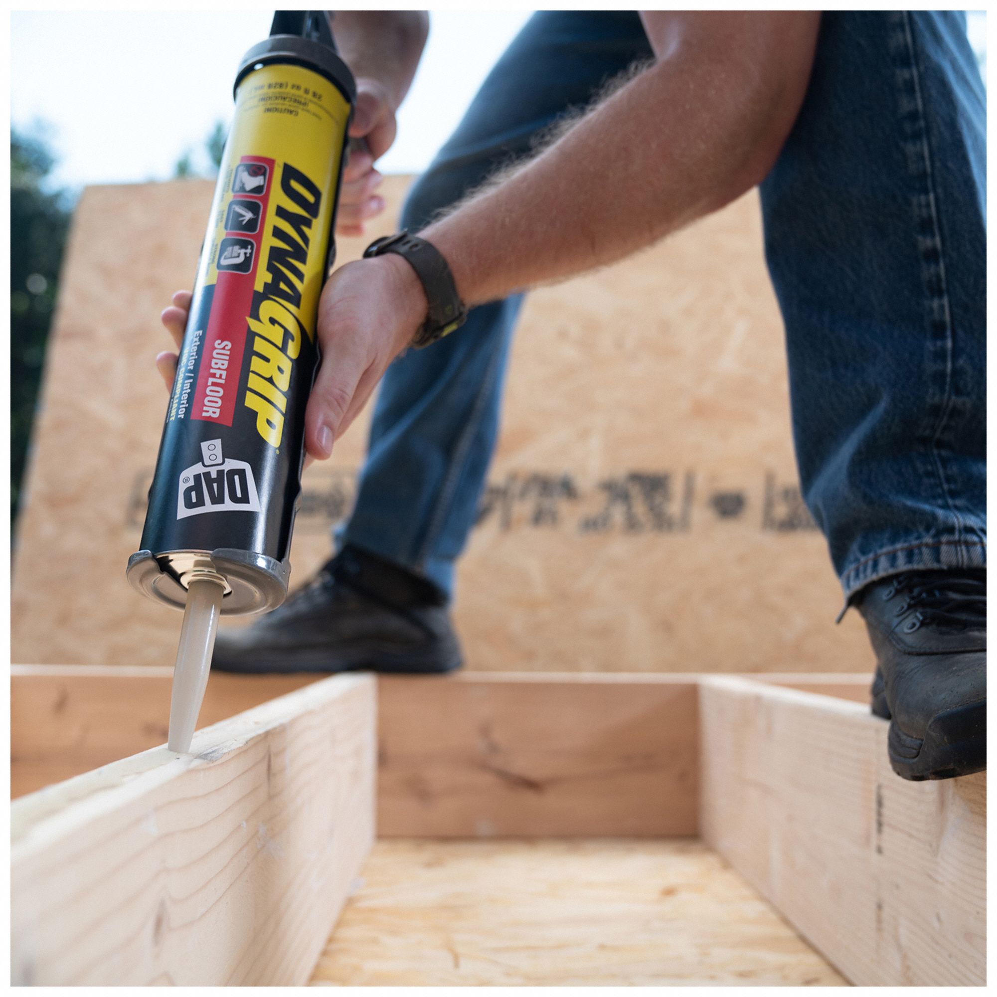 DAP Construction Adhesive: Subfloor, 28 fl oz, Cartridge, Light Tan ...