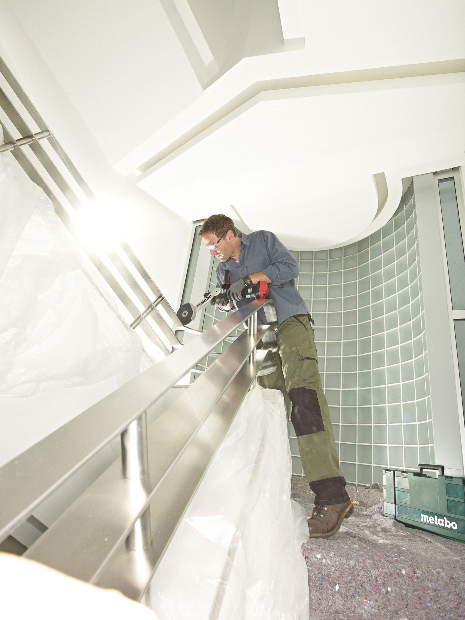 METABO Angle Grinder: 6 in Wheel Dia, Slide, with Lock-On, Anti ...