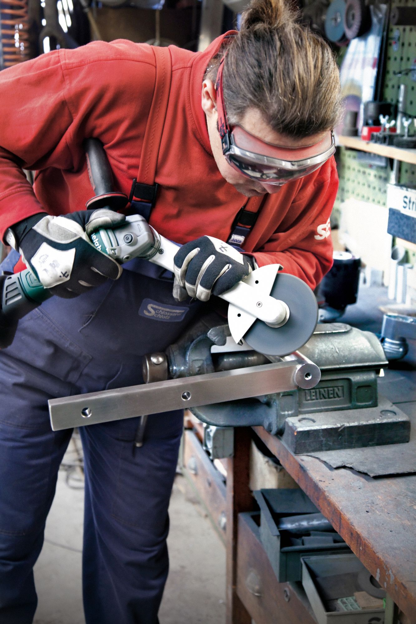 METABO Angle Grinder: 6 in Wheel Dia, Slide, with Lock-On, Anti ...