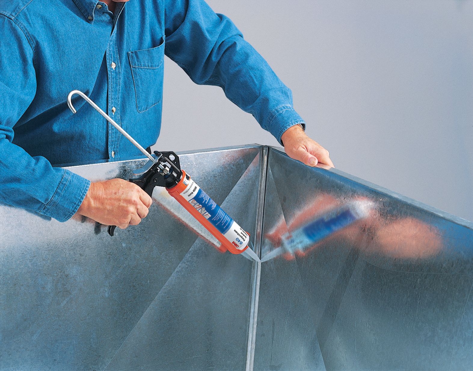 3M Polyurethane Sealant: 540, Black, 10 oz Container Size, Cartridge ...