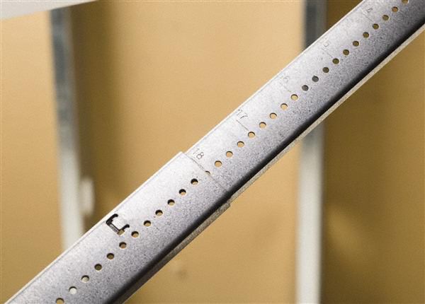 NVENT CADDY Mounting Bracket: Steel, Silver, Between Studs, Can be ...