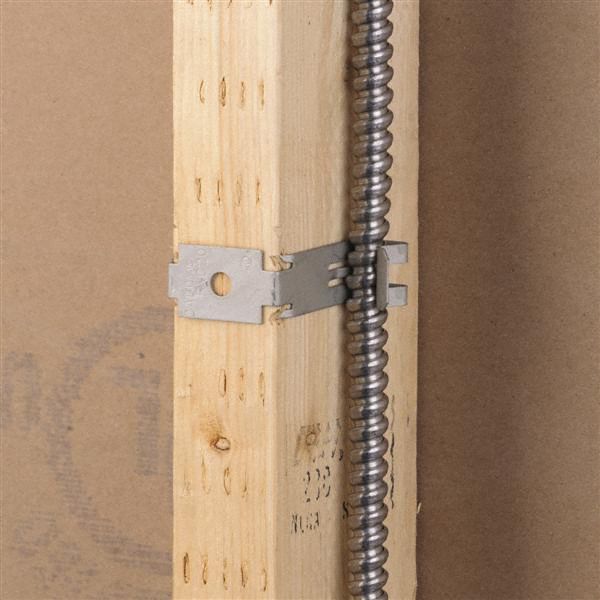NVENT CADDY Wall Stud Conduit & Cable Clip: 14/2 AWG to 12/3 AWG ...