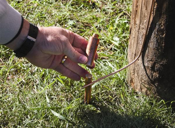 NVENT ERICO Grounding Connector: Copper, 4 to 6 AWG SOL Grounding Wire ...