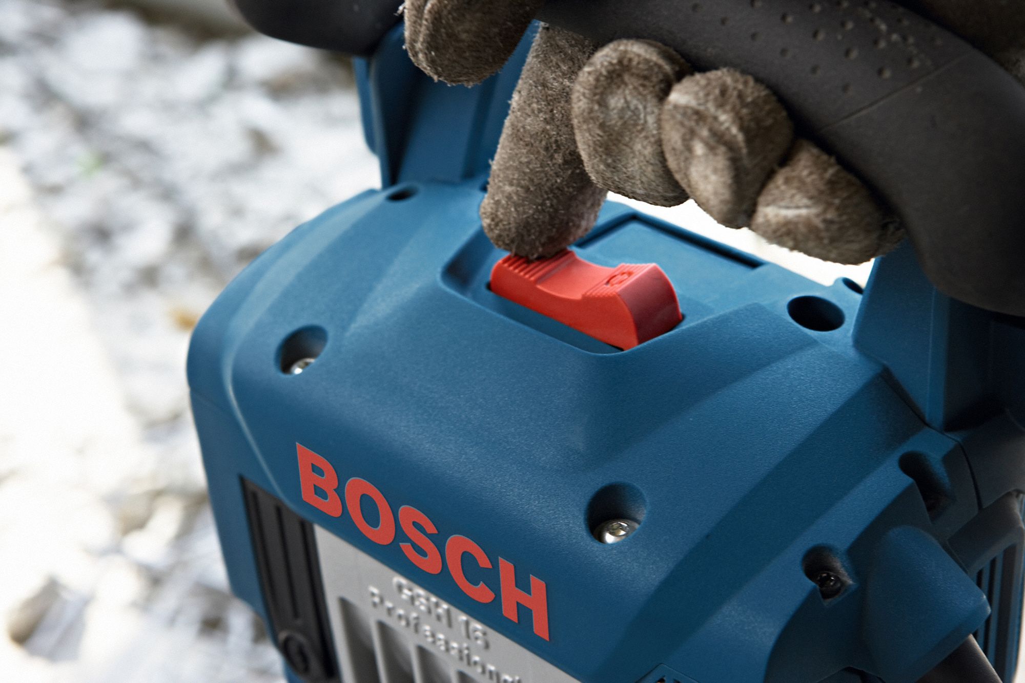 BOSCH Breaker Hammer Kit: Corded, Chipper, 1 1/8 in Hex, 22 ft-lbf ...