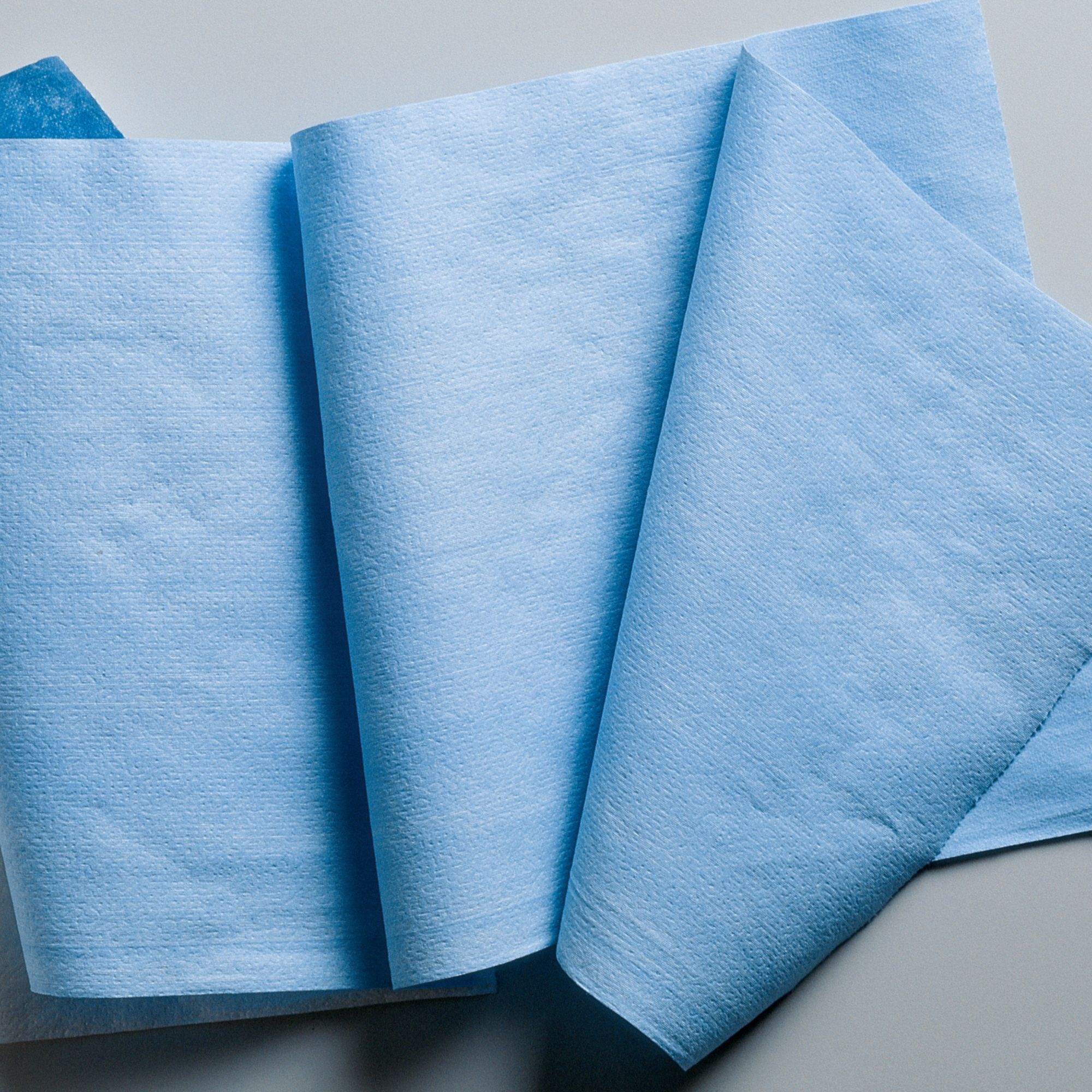 WYPALL Dry Wipe Roll: Jumbo Perforated Roll, Heavy Absorbency, Best Wet ...