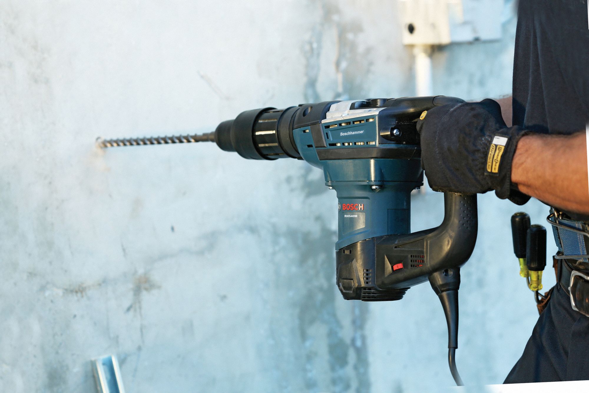 BOSCH Rotary Hammer Kit: SDS-Max, L-Shape, 1 9/16 in Capacity, 6.1 ft ...