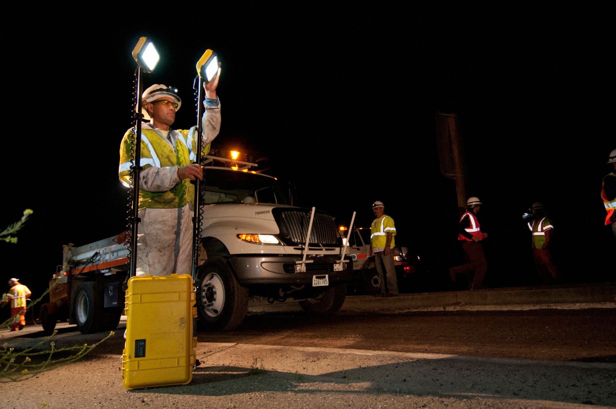 PELICAN Remote Area Lighting System, Foldable, Dual (AC/DC), Lumens ...