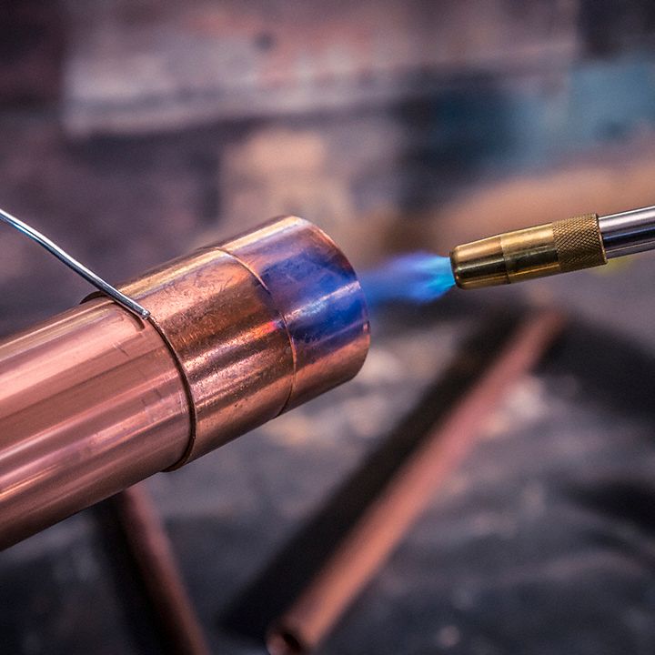 BERNZOMATIC Hand Torch w/ Cylinder: Swirl, Instant On-Off, Preset Flame ...