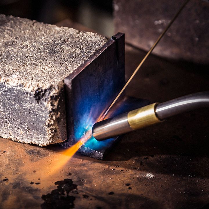 BERNZOMATIC Hand Torch w/ Cylinder: Swirl, Instant On-Off, Adj Flame ...