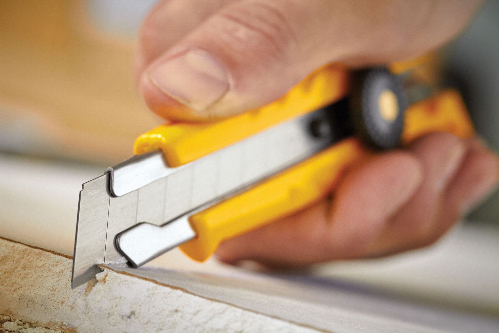 OLFA Utility Knife: 6 in Overall Lg, Rubberized, 8 Segments, 0 Blades ...