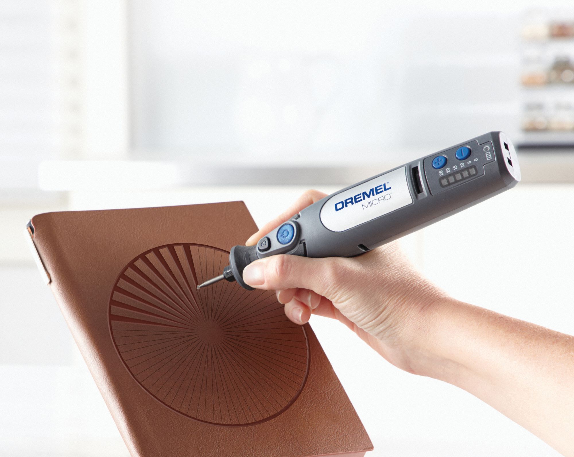 DREMEL Cordless, Cordless Rotary Tool Kit, 25,000 RPM, 8V DC - 35KG79 ...