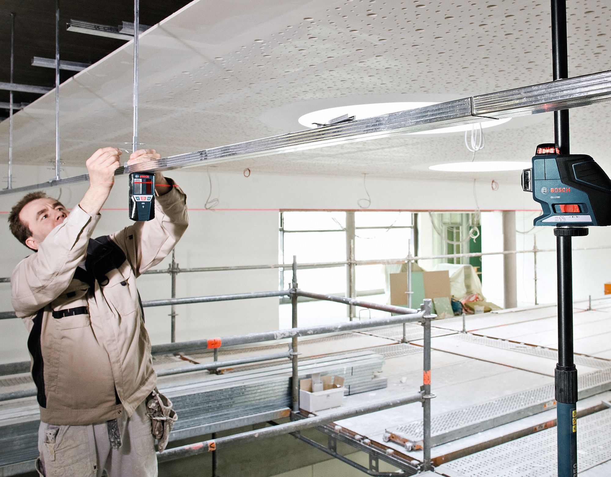 BOSCH Pendulum Self-Leveling Leveling and Alignment Laser Kit ...