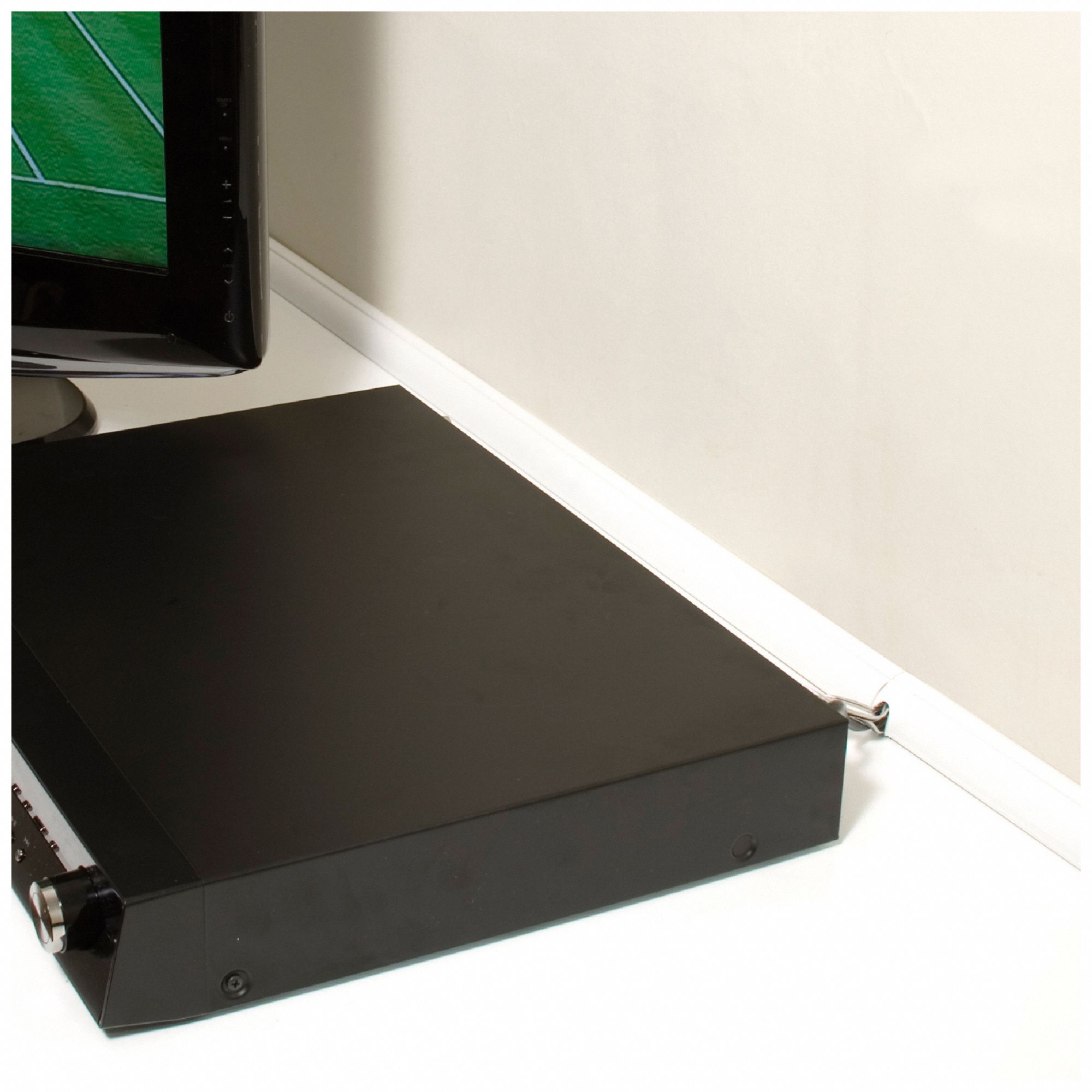 D-LINE Raceway: Quarter Round, 7/8 in Wd, 7/8 in Ht, 79 in Lg, Plastic ...