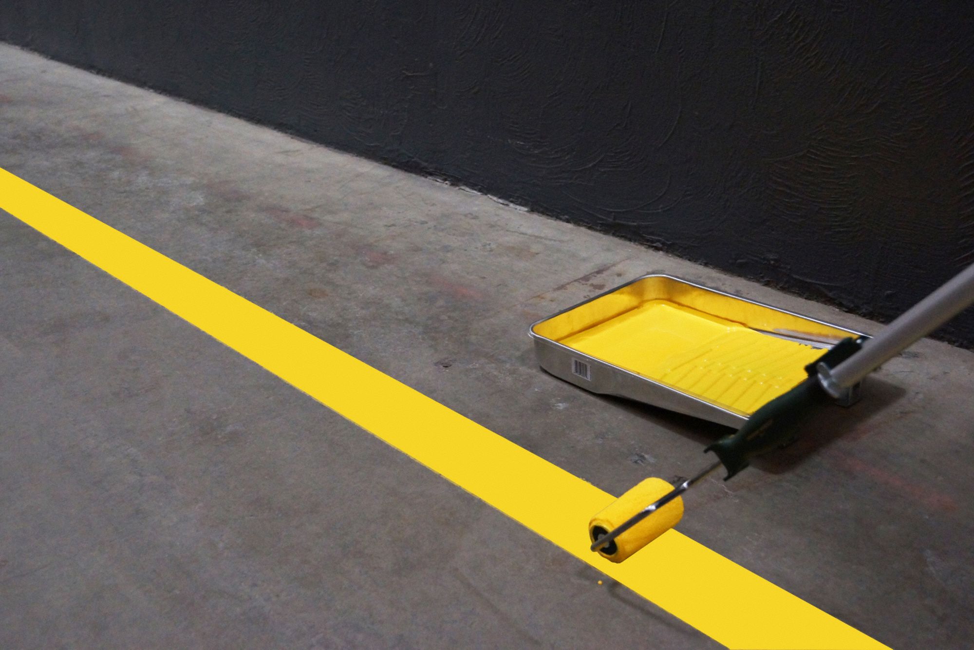 WOOSTER Adjustable Painting Extension Pole: 2 to 4 ft, Universal ...