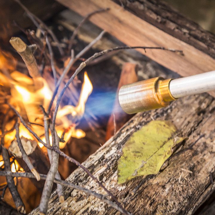 BERNZOMATIC Outdoor Torch: Wide Brush Flame, Trigger-Start, Adj Flame ...