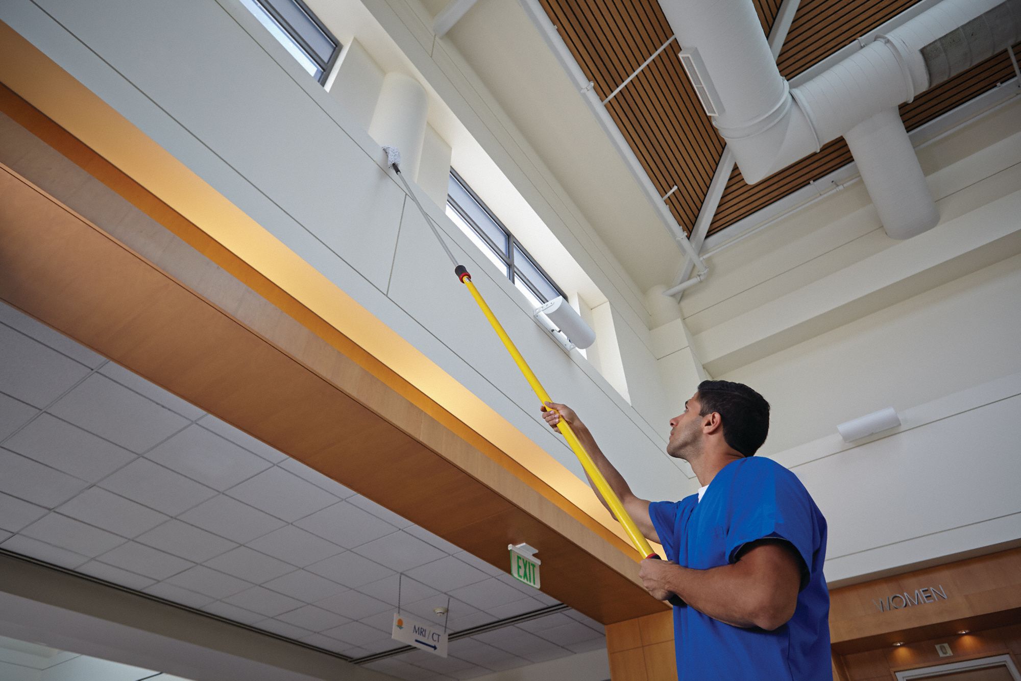 RUBBERMAID COMMERCIAL PRODUCTS Duster: 12 1/4 in Head Lg, 7 in Head Wd ...