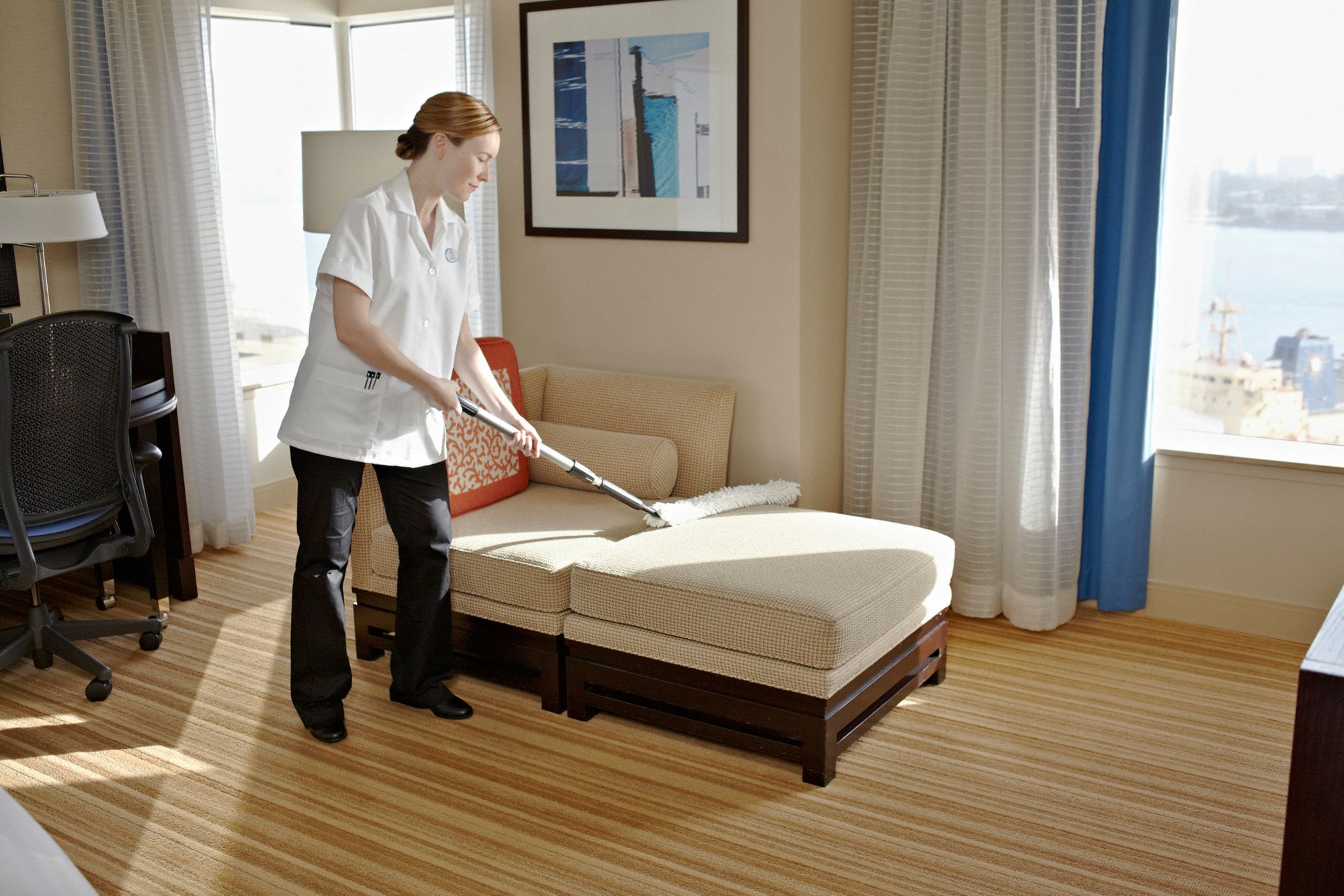 RUBBERMAID COMMERCIAL PRODUCTS Duster: 12 1/4 in Head Lg, 7 in Head Wd ...