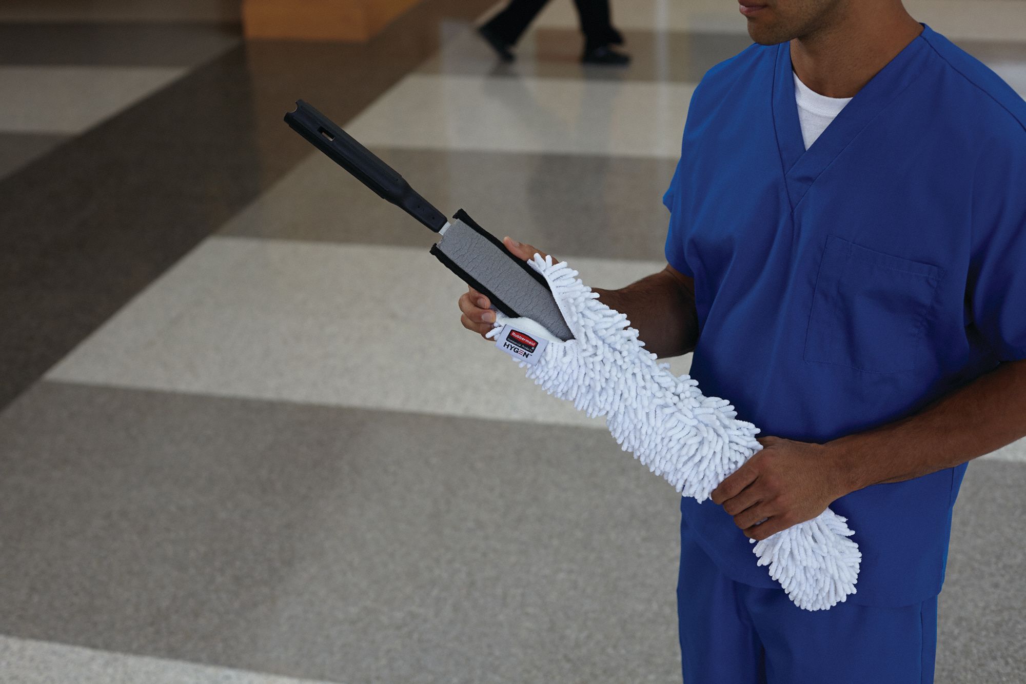 RUBBERMAID COMMERCIAL PRODUCTS Duster: 12 1/4 in Head Lg, 7 in Head Wd ...