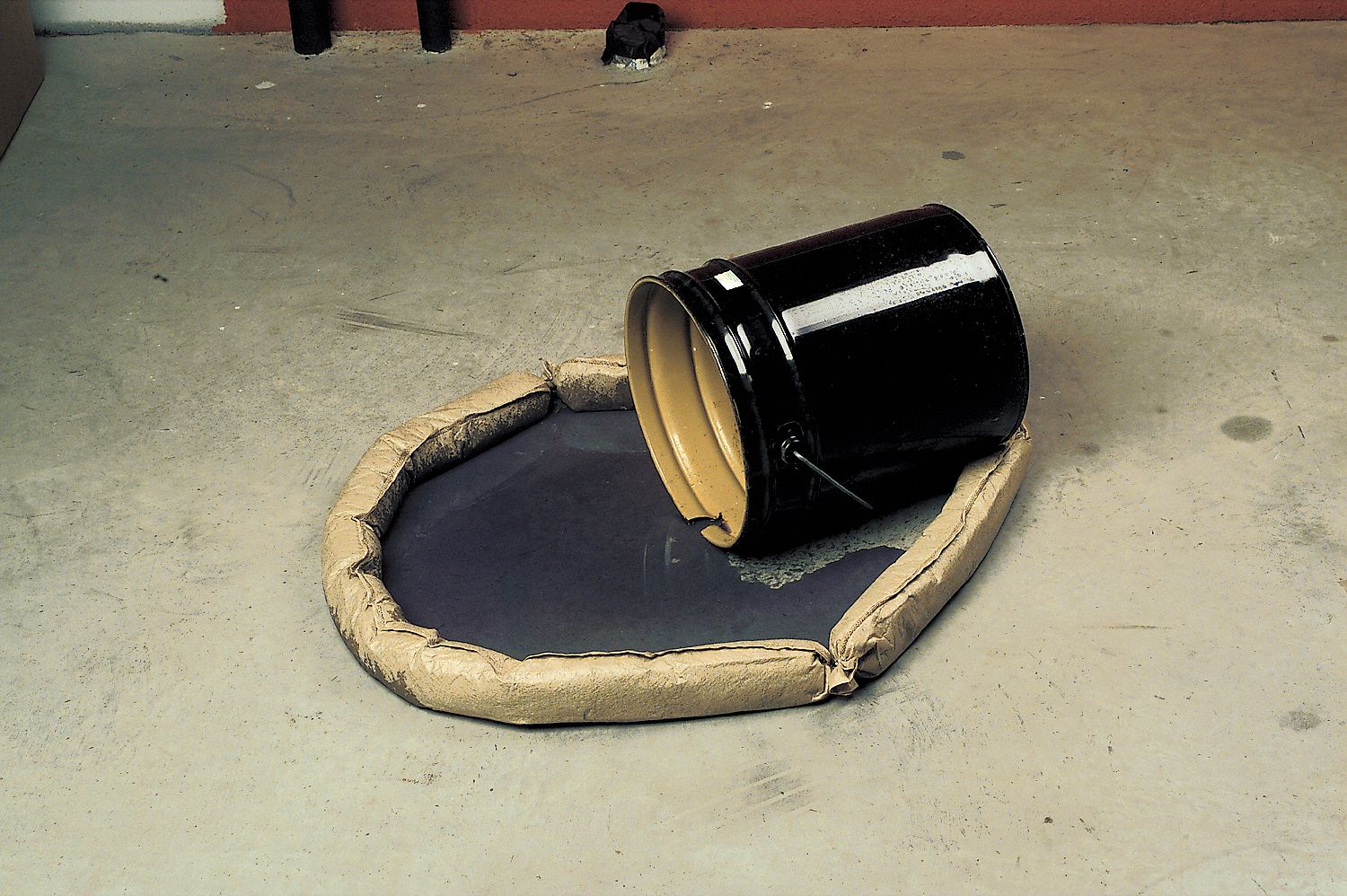 3 in x 8 ft, 6 gal/pk/1.2 gal/sock, Absorbent Sock - 3RPN4|3RPN4 - Grainger