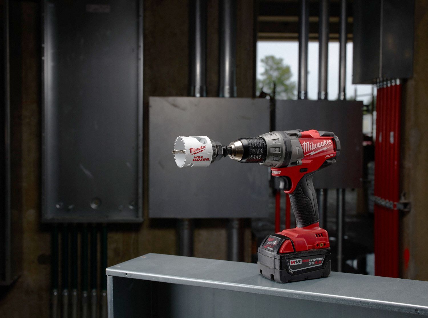 MILWAUKEE Hole Saw: 2 1/4 in Saw Dia., 3.5 Teeth per Inch, 1 5/8 in Max. Cutting Dp, Bi-Metal ...