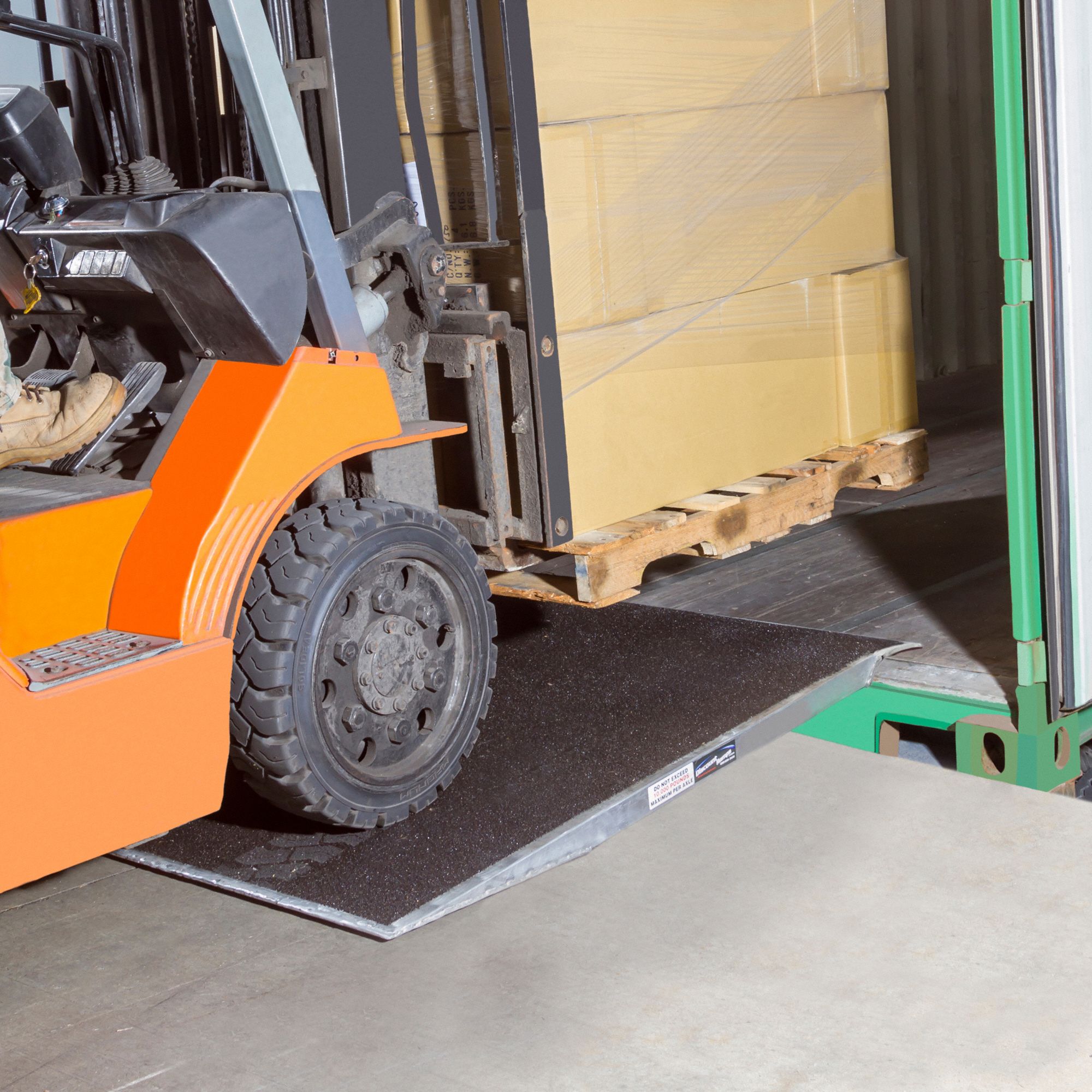 HEAVY DUTY RAMPS 60 inL x 63 inW Aluminum Container Ramp; Load Capacity ...