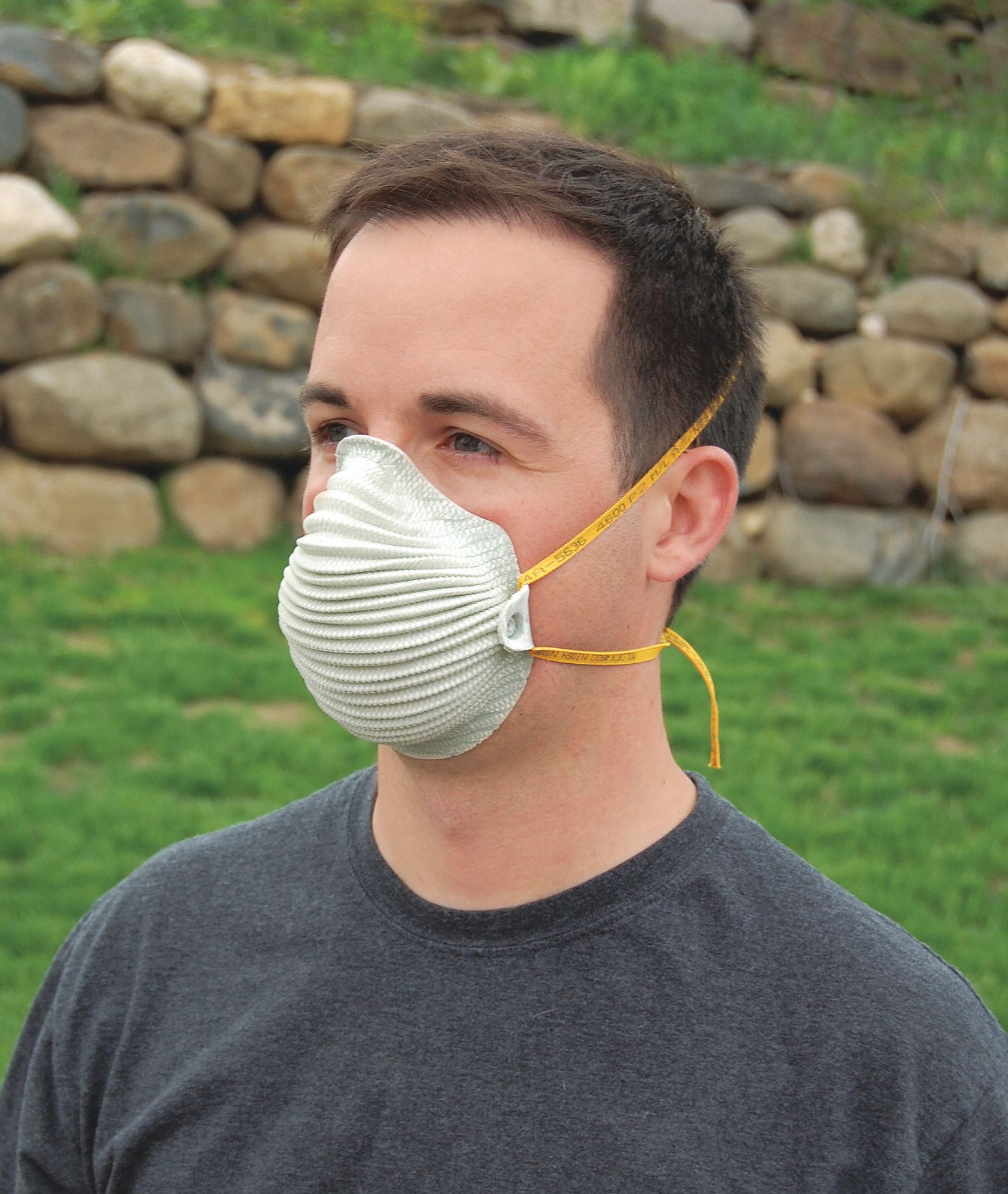 MOLDEX Disposable Respirator: Dual, Adj, Molded Nose Bridge, Std, Gray ...