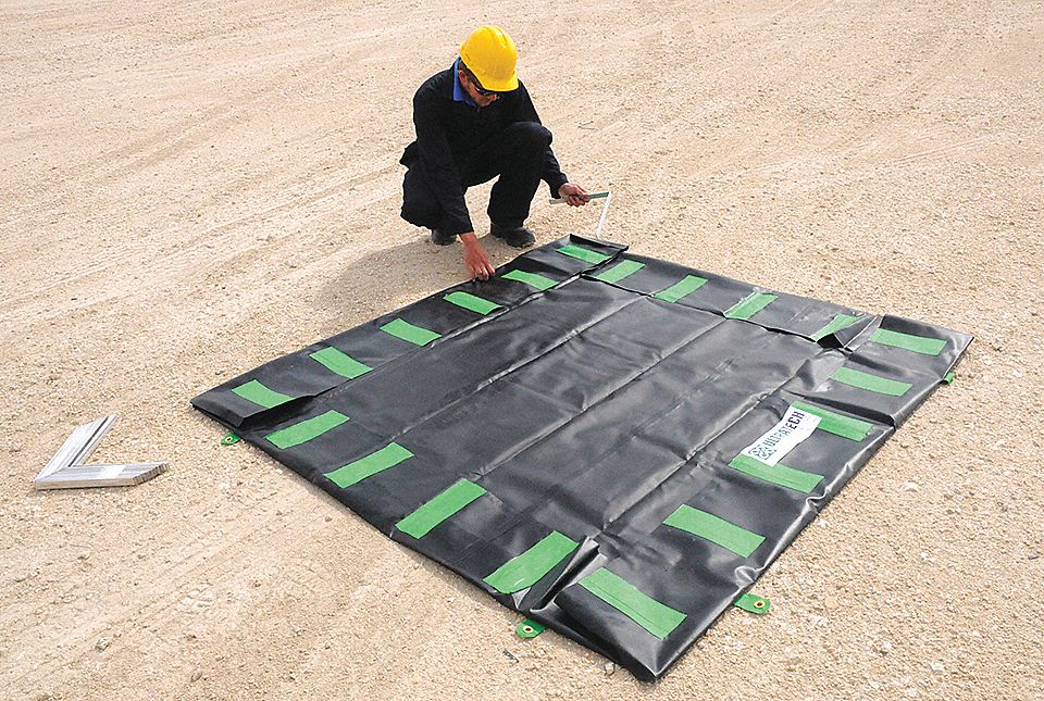 ULTRATECH SPILL CONTAINMENT BERM, 10 X 30 FT, 2,244 GALLON CAPACITY ...