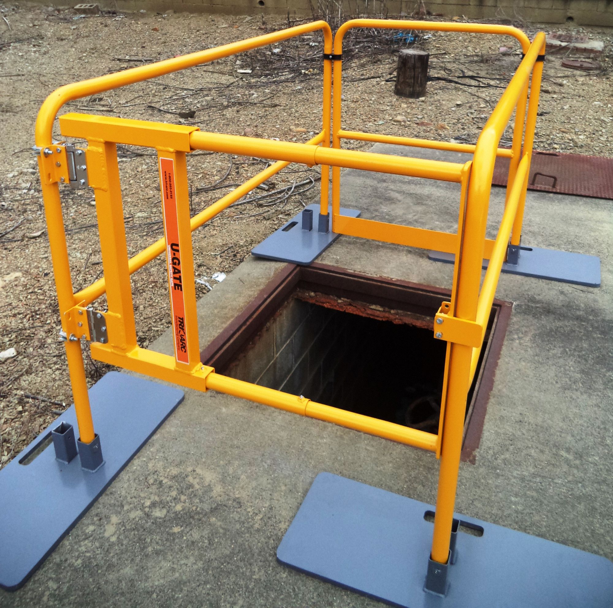 TRI-ARC Single-Door Metal: Aluminum, For 16 in to 40 in Opening Wd, 25 ...