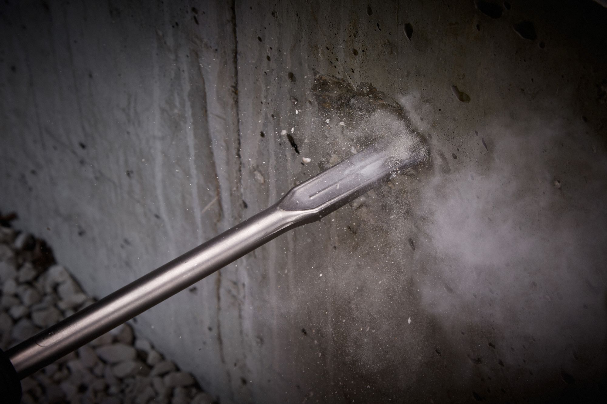 MILWAUKEE Self Sharpening Chisel Bit: 1 in Head Wd, 16 in Overall Lg ...