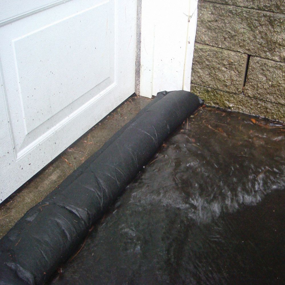 QUICK DAM Water Activated Flood Barrier, Freshwater, 3 1/2 in Height, 9 ...