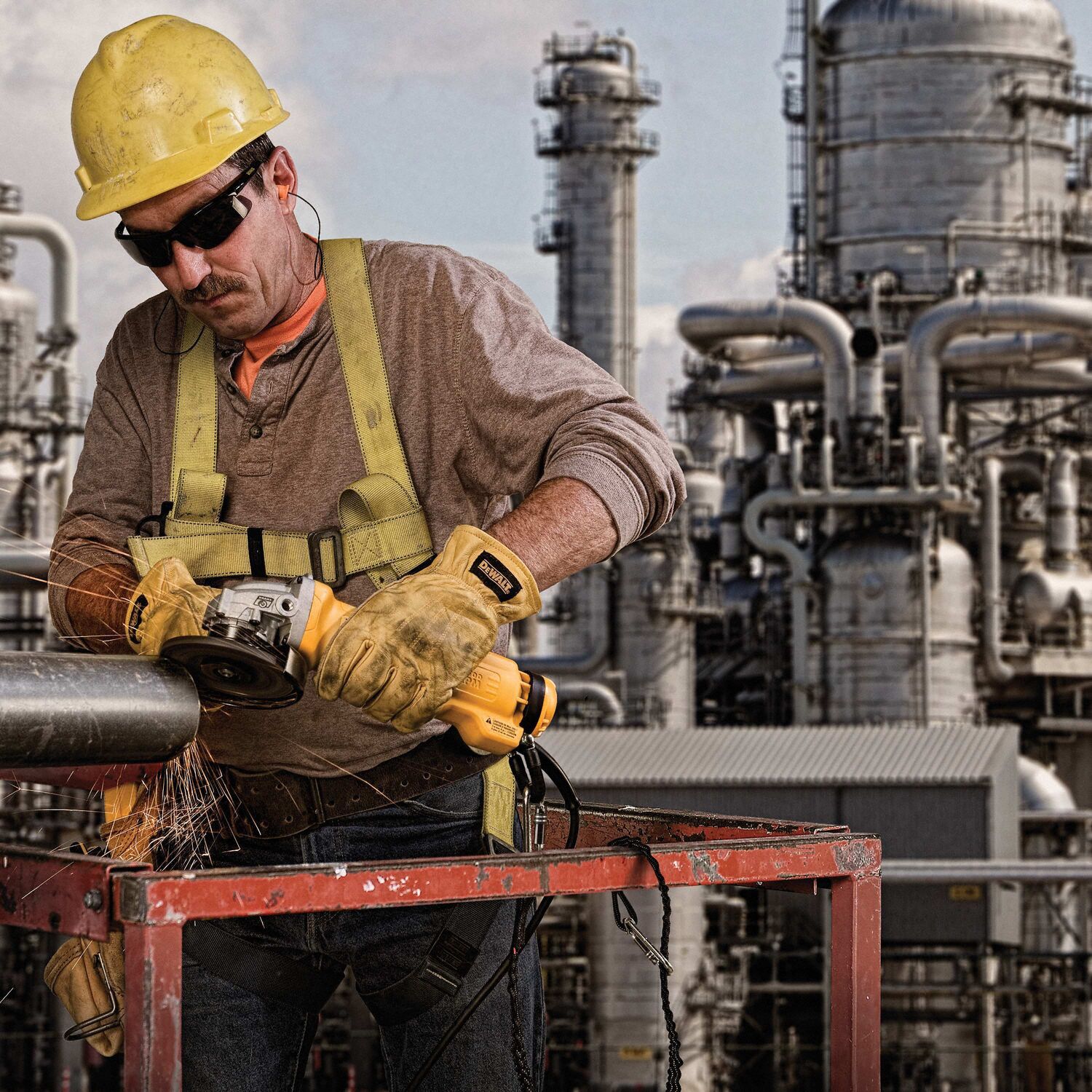 DEWALT Angle Grinder: 11 A, 11,000 RPM Max. Speed, Paddle, Adj Guard ...