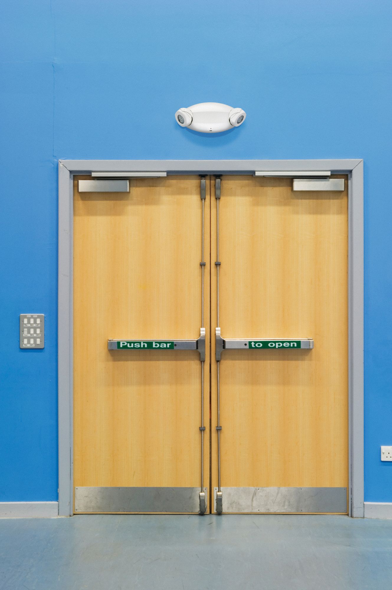 LITHONIA LIGHTING Emergency Light: LED, Damp Location Rated, 6.6 W Lamp ...