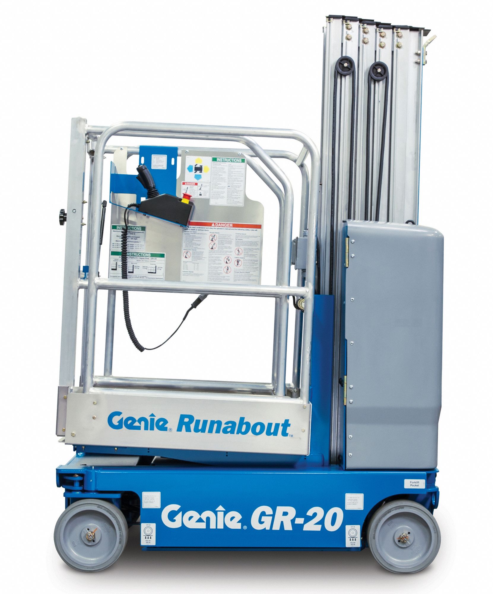 GENIE Self Propelled Aerial Work Platform: Drive, DC, 350 lb Load ...