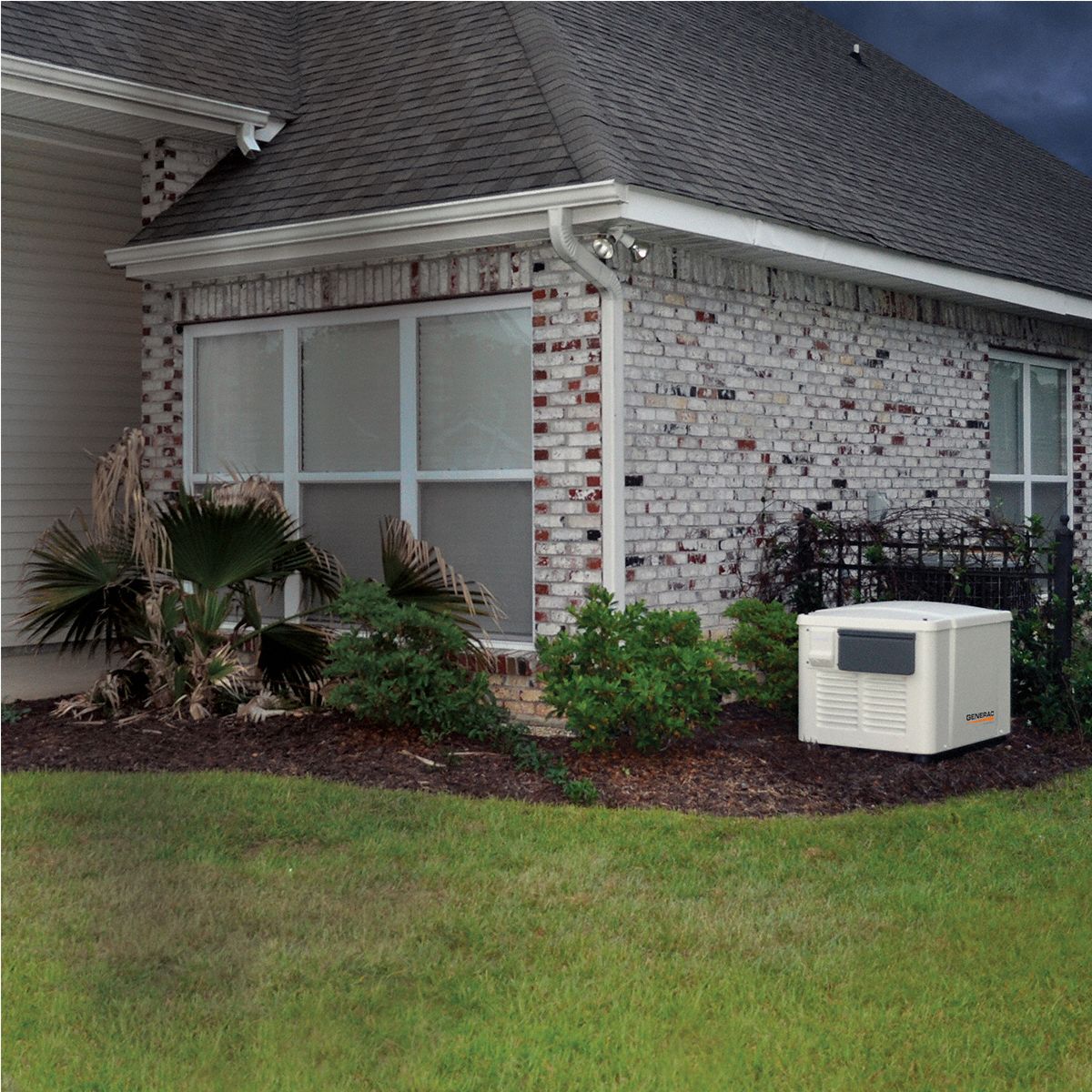 GENERAC Automatic Standby Generator: 31.3/25.0, 7kW LP/6kW NG, Liquid ...