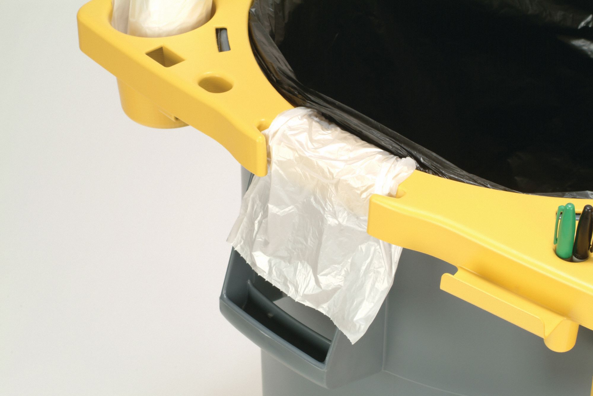 RUBBERMAID COMMERCIAL PRODUCTS Rim Caddy: 32 1/2 in Overall Lg, 26 1/2 ...