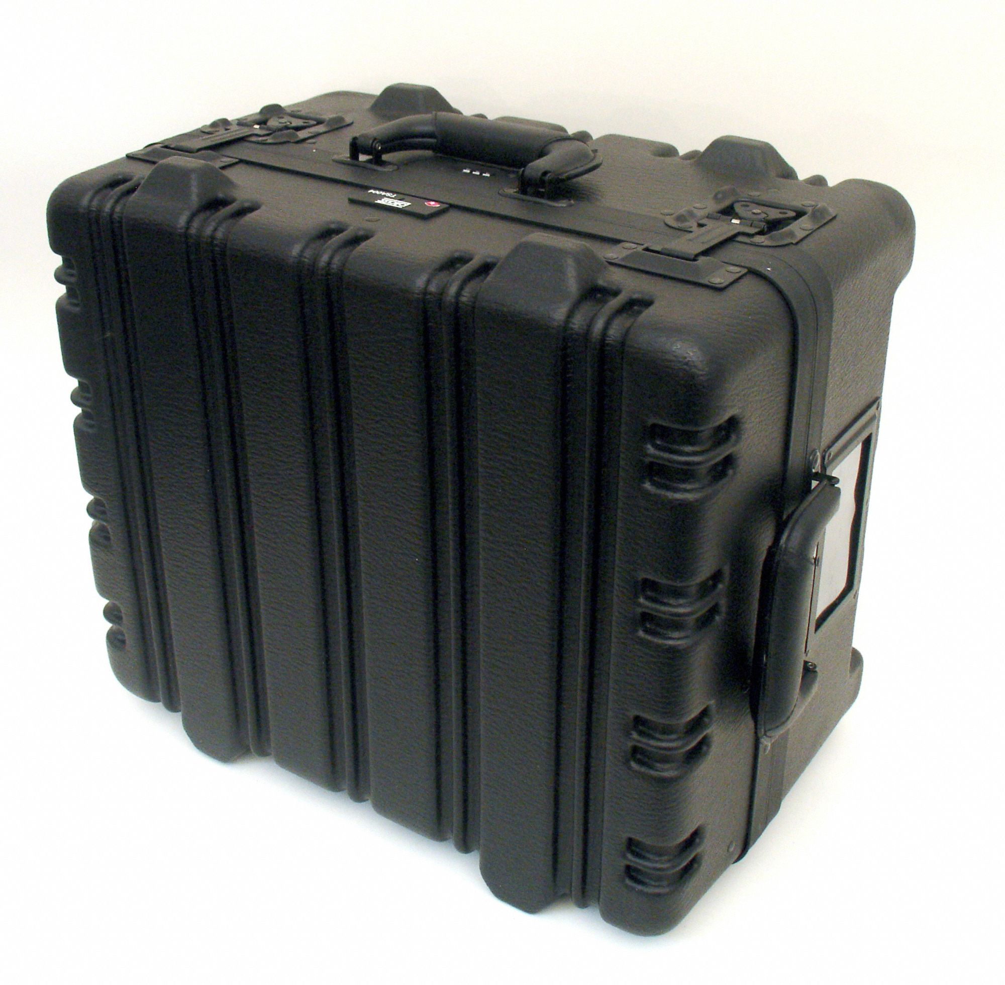 PLATT Protective Case: 14 5/8 in x 17 1/2 in x 9 in Inside, Black ...