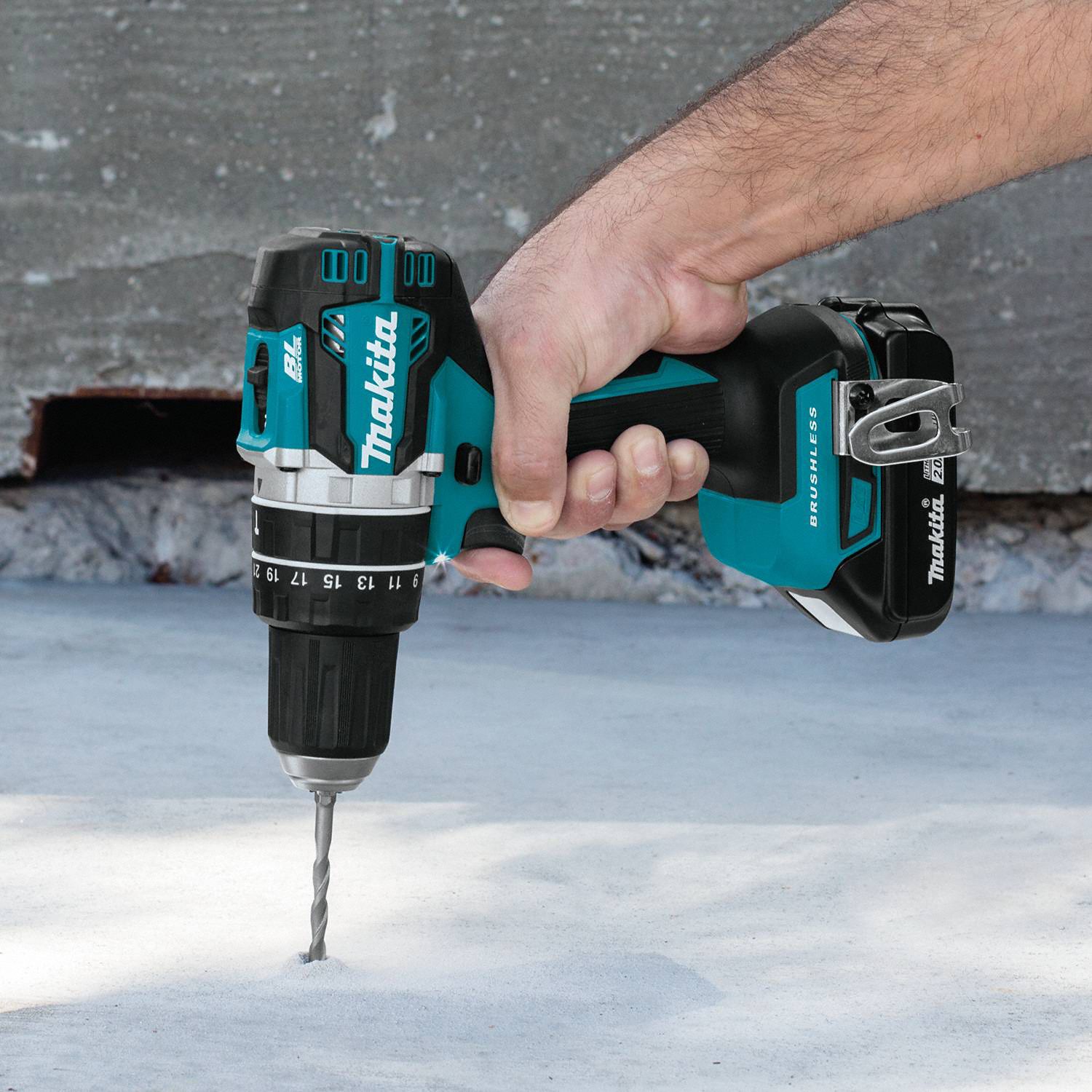 MAKITA Cordless Hammer Drill Kit: 18V DC, Compact Premium, 1/2 in Chuck ...