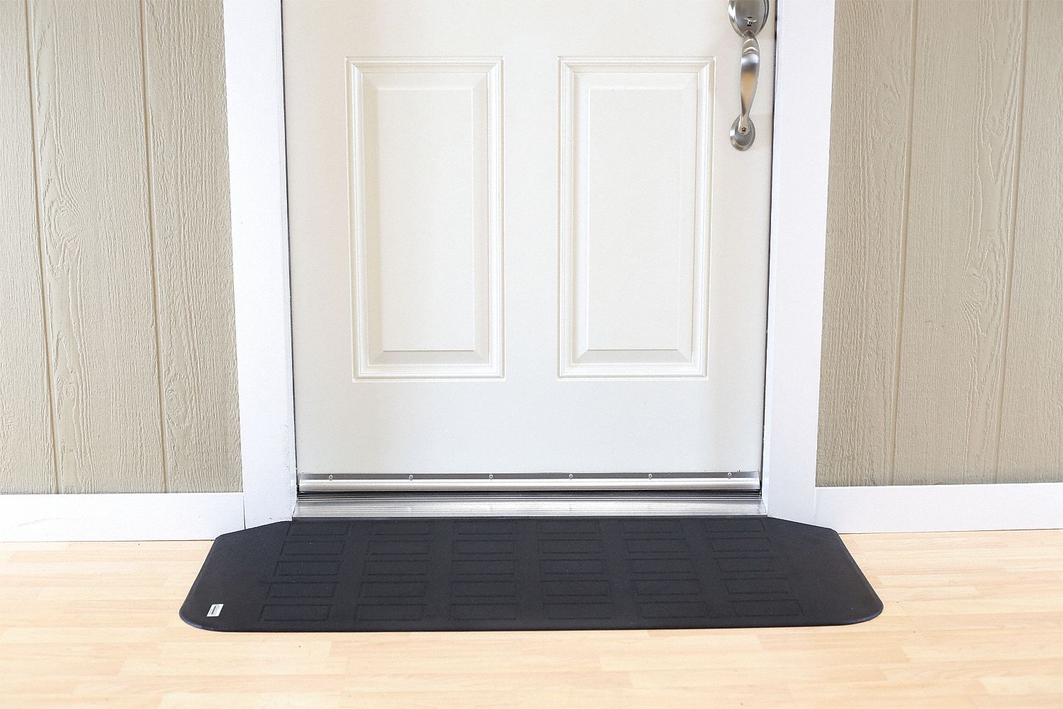 EZ EDGE, 46 in Lg, ADA Compliant, Door Ramp - 53VF60|MRAEZ1310 - Grainger