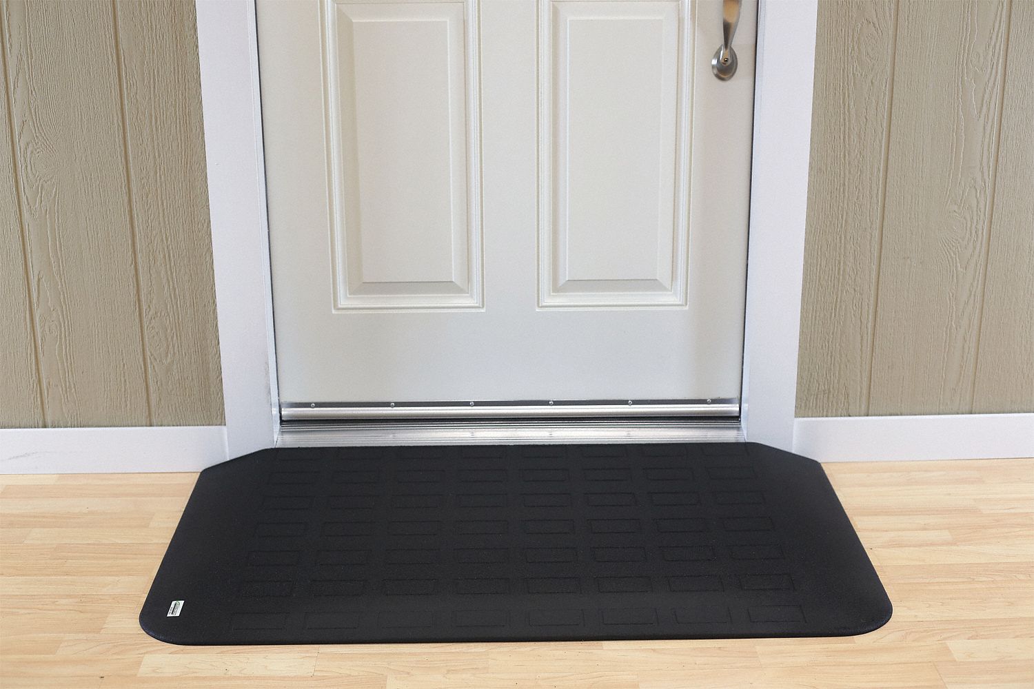 EZ EDGE, 46 in Lg, ADA Compliant, Door Ramp - 53VF64|MRAEZ2100 - Grainger